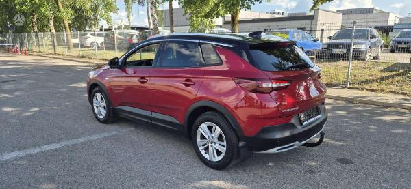 Sarkans Opel Grandland X 2018 Marijampole, ar dzinēja tilpumu 2.00 L un nobraukumu 172 tūkst. km par 10950 €, foto 5 vietnē AUTOMOTO.COM.LV