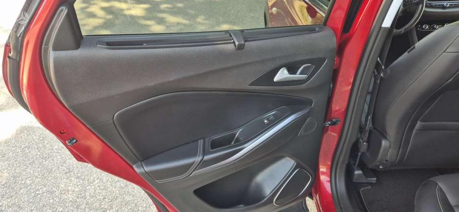 Red Opel Grandland X 2018 in Marijampole, with an engine capacity of 2.00 L and mileage of 172 thousand km for 10950 €, photo 16 on AUTOMOTO.COM.LV