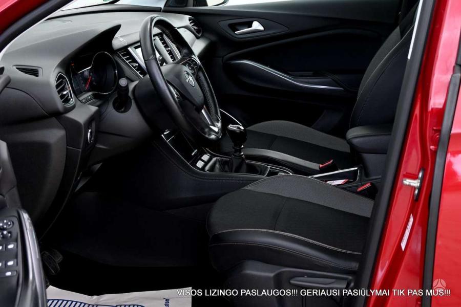 Sarkans Opel Grandland X 2018 Kretinga, ar dzinēja tilpumu 1.20 L un nobraukumu 143 tūkst. km par 8599 €, foto 20 vietnē AUTOMOTO.COM.LV