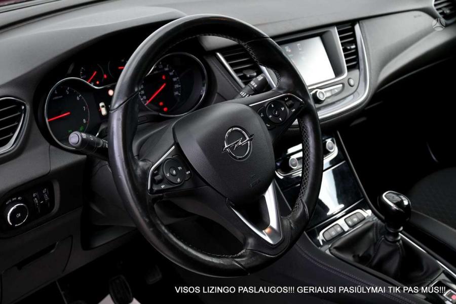 Sarkans Opel Grandland X 2018 Kretinga, ar dzinēja tilpumu 1.20 L un nobraukumu 143 tūkst. km par 8599 €, foto 24 vietnē AUTOMOTO.COM.LV