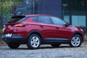 Sarkans Opel Grandland X 2018 Rīga, ar dzinēja tilpumu 1.60 L un nobraukumu 205 tūkst. km par 10490 €, foto 9 vietnē AUTOMOTO.COM.LV