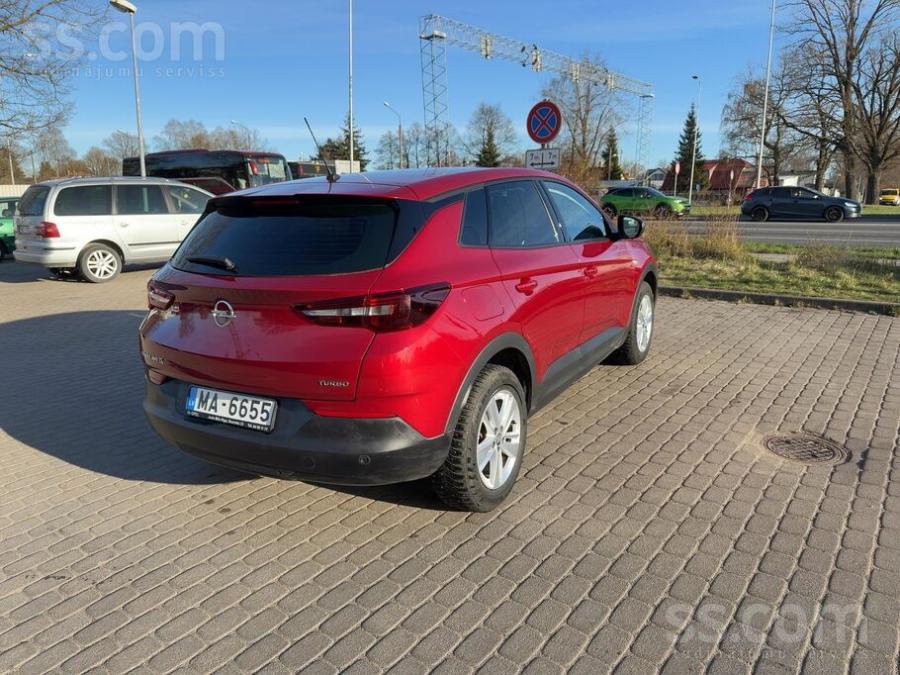 Red Opel Grandland X 2019 in Riga, with an engine capacity of 1.20 L and mileage of 80 thousand km for 14700 €, photo 3 on AUTOMOTO.COM.LV
