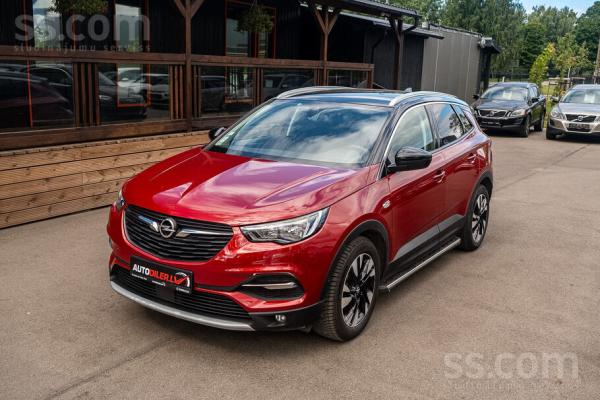 Red Opel Grandland X 2019 in Riga, with an engine capacity of 1.20 L and mileage of 0 thousand km for 12500 €, photo 5 on AUTOMOTO.COM.LV