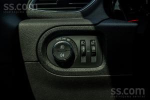 Красный Опель Grandland X 2019 в Рига, объемом двигателя 1.20 л и пробегом 0 тыс. км за 12500 €, фото 21 на AUTOMOTO.COM.LV