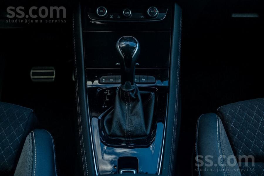 Красный Опель Grandland X 2019 в Рига, объемом двигателя 1.20 л и пробегом 0 тыс. км за 12500 €, фото 33 на AUTOMOTO.COM.LV