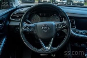 Красный Опель Grandland X 2019 в Рига, объемом двигателя 1.20 л и пробегом 0 тыс. км за 12500 €, фото 34 на AUTOMOTO.COM.LV