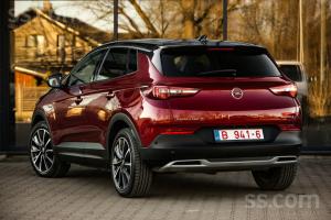 Sarkans Opel Grandland X 2020 Jelgava, ar dzinēja tilpumu 1.60 L un nobraukumu 0 tūkst. km par 16990 €, foto 9 vietnē AUTOMOTO.COM.LV