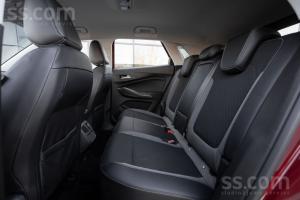 Sarkans Opel Grandland X 2020 Jelgava, ar dzinēja tilpumu 1.60 L un nobraukumu 0 tūkst. km par 16990 €, foto 15 vietnē AUTOMOTO.COM.LV