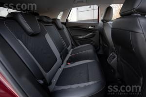Sarkans Opel Grandland X 2020 Jelgava, ar dzinēja tilpumu 1.60 L un nobraukumu 0 tūkst. km par 16990 €, foto 17 vietnē AUTOMOTO.COM.LV