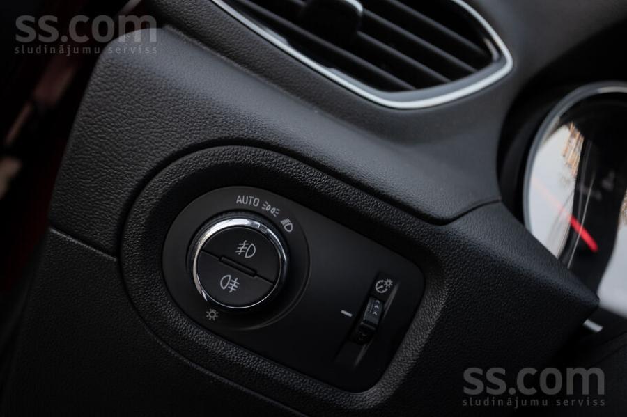 Sarkans Opel Grandland X 2020 Jelgava, ar dzinēja tilpumu 1.60 L un nobraukumu 0 tūkst. km par 16990 €, foto 34 vietnē AUTOMOTO.COM.LV