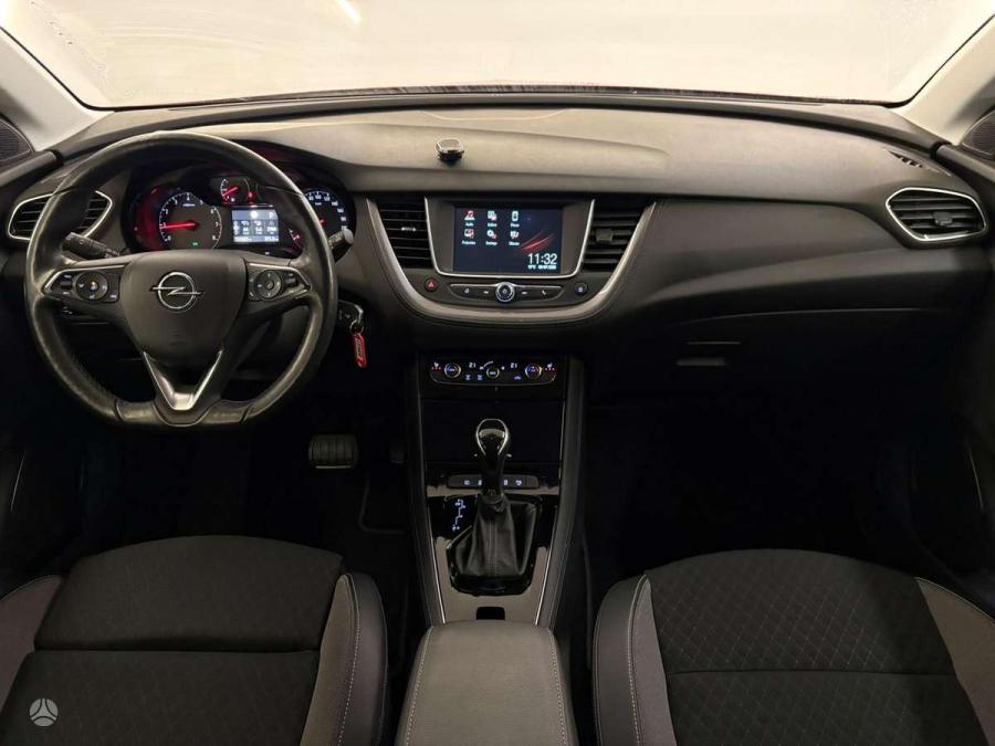 Red Opel Grandland X 2020 in Marijampole, with an engine capacity of 1.50 L and mileage of 153 thousand km for 11450 €, photo 16 on AUTOMOTO.COM.LV
