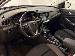 Красный Опель Grandland X 2020 в Мариямполе, объемом двигателя 1.50 л и пробегом 153 тыс. км за 10999 €, фото 3 на AUTOMOTO.COM.LV