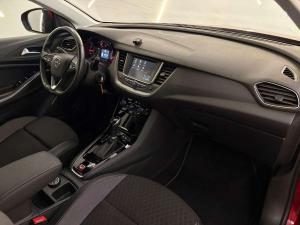 Красный Опель Grandland X 2020 в Мариямполе, объемом двигателя 1.50 л и пробегом 153 тыс. км за 10999 €, фото 18 на AUTOMOTO.COM.LV