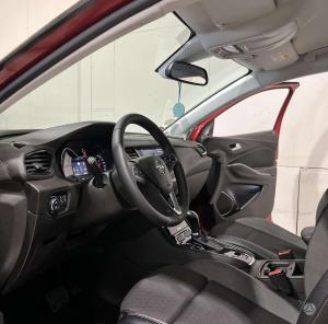 Red Opel Grandland X 2020 in Klaipeda, with an engine capacity of 1.50 L and mileage of 179 thousand km for 10999 €, photo 11 on AUTOMOTO.COM.LV