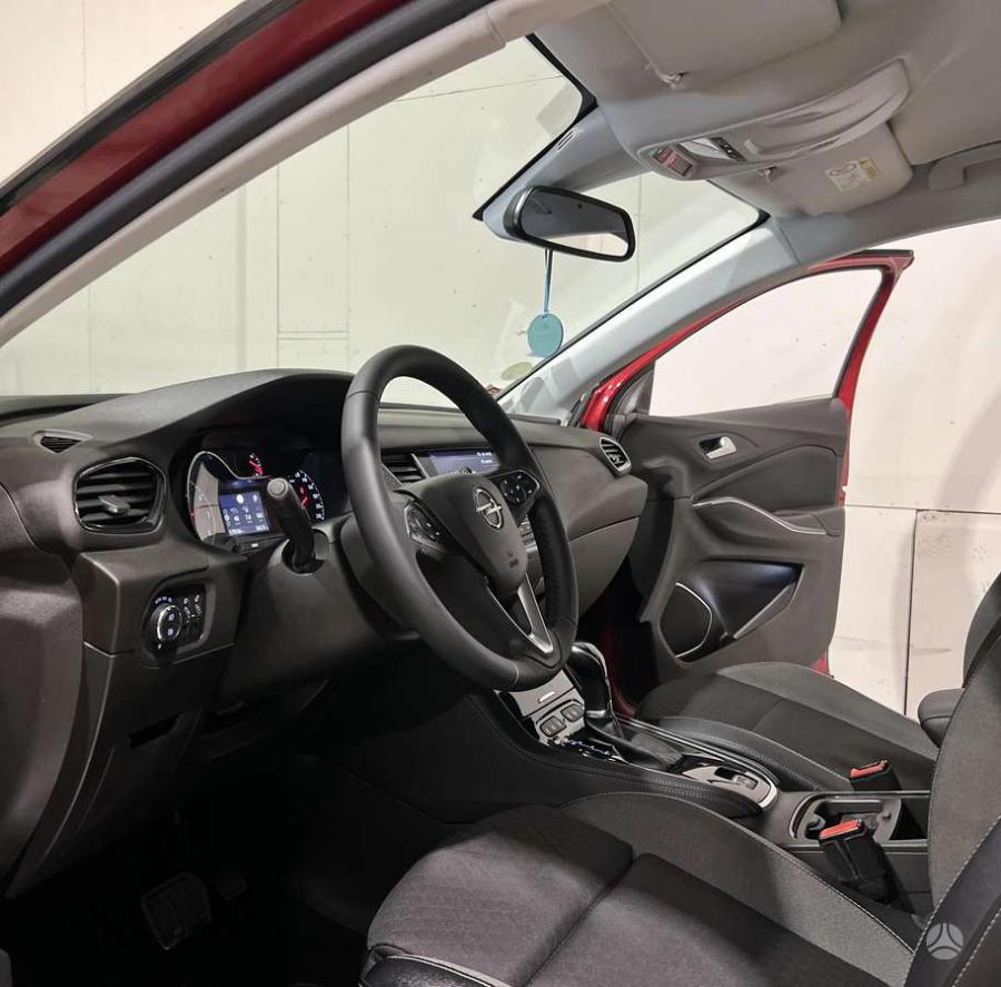 Red Opel Grandland X 2020 in Klaipeda, with an engine capacity of 1.50 L and mileage of 179 thousand km for 10999 €, photo 11 on AUTOMOTO.COM.LV