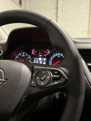 Red Opel Grandland X 2020 in Klaipeda, with an engine capacity of 1.50 L and mileage of 179 thousand km for 10999 €, photo 20 on AUTOMOTO.COM.LV