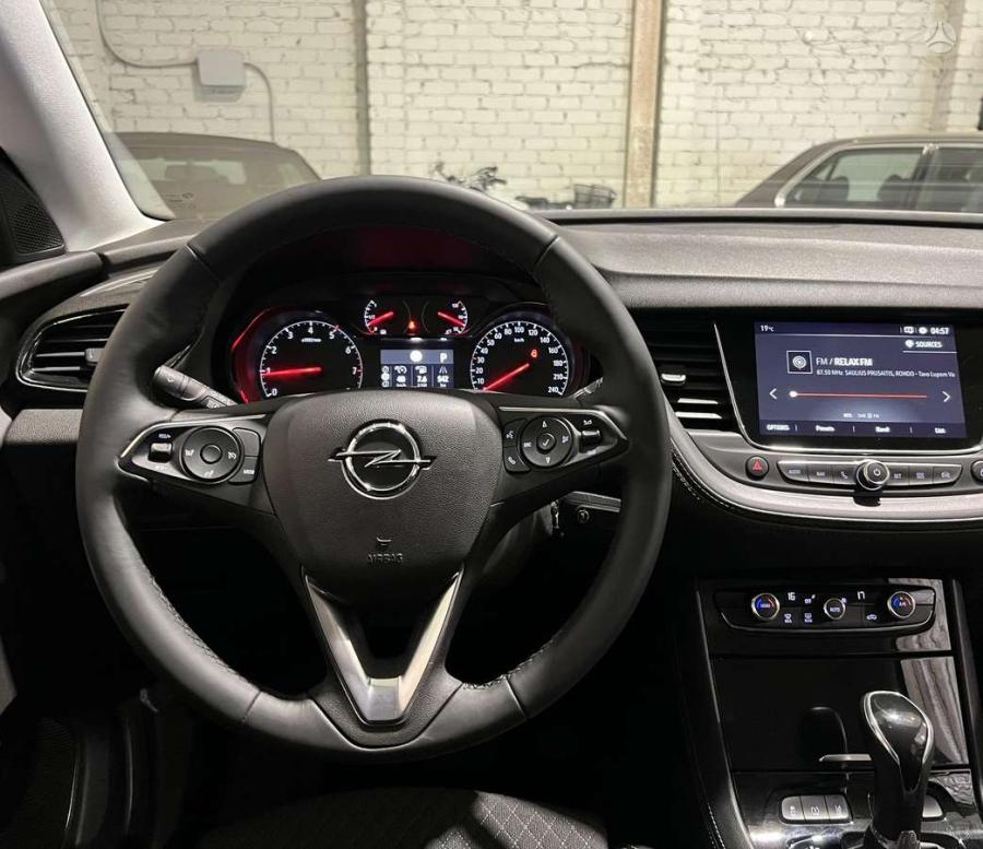 Red Opel Grandland X 2020 in Klaipeda, with an engine capacity of 1.50 L and mileage of 179 thousand km for 10999 €, photo 22 on AUTOMOTO.COM.LV