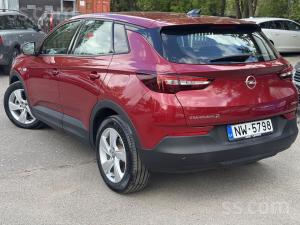 Sarkans Opel Grandland X 2021 Rīga, ar dzinēja tilpumu 1.60 L un nobraukumu 24 tūkst. km par 18900 €, foto 4 vietnē AUTOMOTO.COM.LV