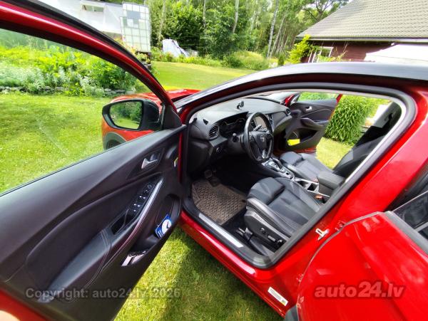 Red Opel Grandland X 2021 in Kuressaare, with an engine capacity of 1.60 L and mileage of 74 thousand km for 18900 €, photo 6 on AUTOMOTO.COM.LV