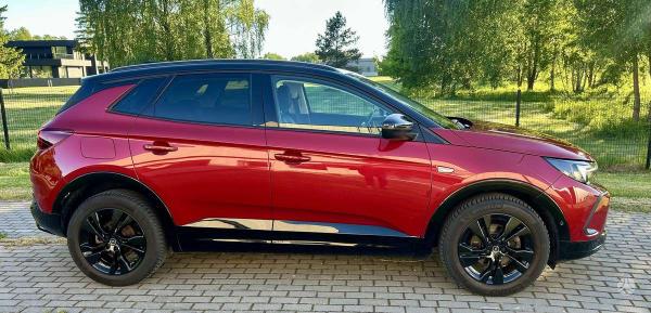 Красный Опель Grandland X 2022 в Таураге, объемом двигателя 1.50 л и пробегом 148 тыс. км за 14994 €, фото 6 на AUTOMOTO.COM.LV