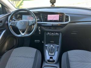 Красный Опель Grandland X 2022 в Таураге, объемом двигателя 1.50 л и пробегом 148 тыс. км за 14994 €, фото 12 на AUTOMOTO.COM.LV