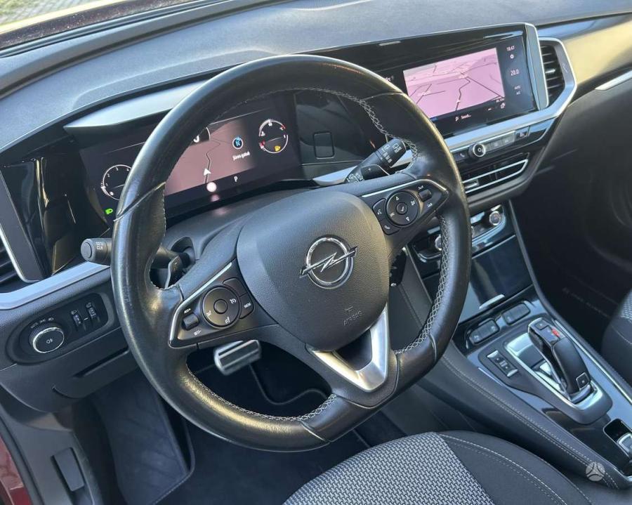 Красный Опель Grandland X 2022 в Таураге, объемом двигателя 1.50 л и пробегом 148 тыс. км за 14994 €, фото 13 на AUTOMOTO.COM.LV