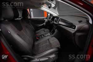 Red Opel Grandland X 2022 in Jelgava, with an engine capacity of 1.50 L and mileage of 0 thousand km for 17500 €, photo 8 on AUTOMOTO.COM.LV