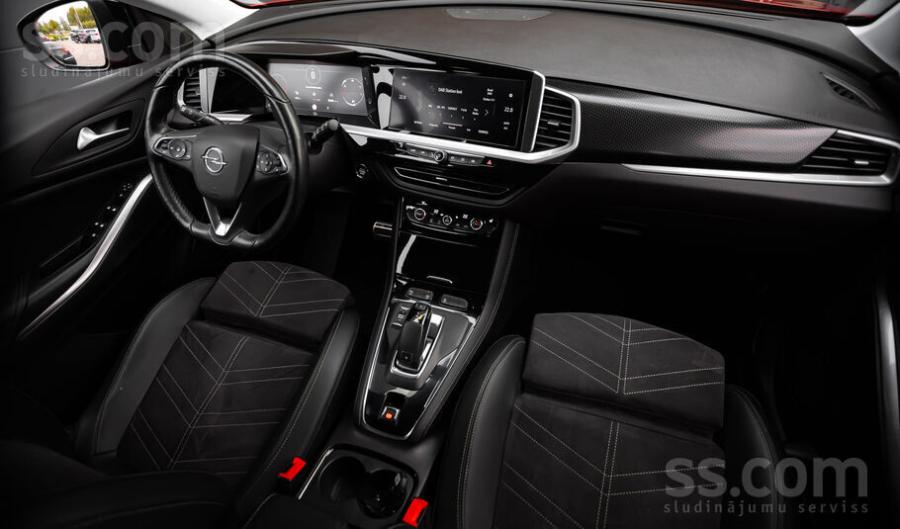 Red Opel Grandland X 2022 in Jelgava, with an engine capacity of 1.50 L and mileage of 0 thousand km for 17500 €, photo 10 on AUTOMOTO.COM.LV