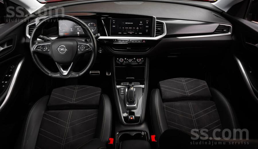 Red Opel Grandland X 2022 in Jelgava, with an engine capacity of 1.50 L and mileage of 0 thousand km for 17500 €, photo 11 on AUTOMOTO.COM.LV