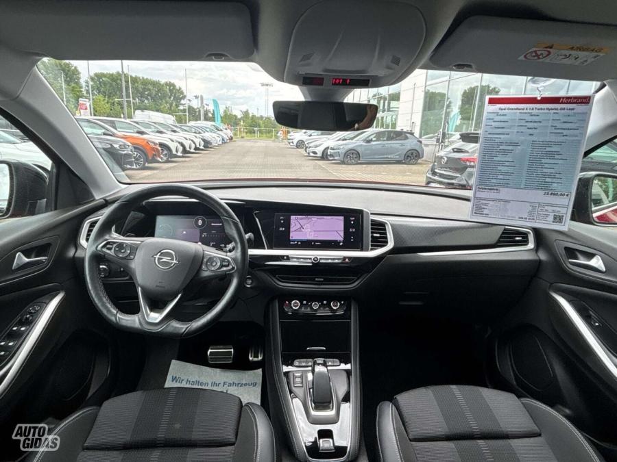 Red Opel Grandland X 2023 in Kaunas, with an engine capacity of 1.60 L and mileage of 75 thousand km for 23832 €, photo 8 on AUTOMOTO.COM.LV