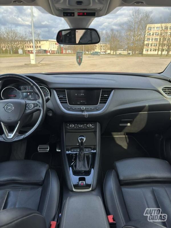 Sarkans Opel Grandland X 2018 Kauņa, ar dzinēja tilpumu 2.00 L un nobraukumu 212 tūkst. km par 13450 €, foto 5 vietnē AUTOMOTO.COM.LV