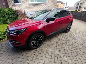 Red Opel Grandland X 2021 in Telschi, with an engine capacity of 0.00 L and mileage of 147 thousand km for 12500 €, photo 1 on AUTOMOTO.COM.LV