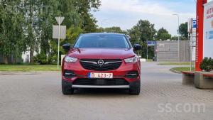 Красный Опель Grandland X 2019 в Елгава, объемом двигателя 1.20 л и пробегом 110 тыс. км за 10950 €, фото 13 на AUTOMOTO.COM.LV