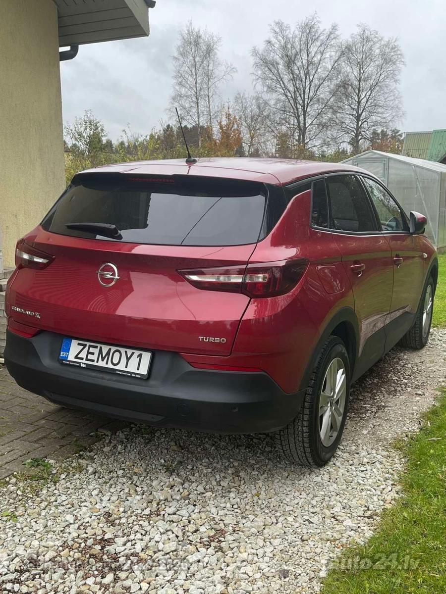Red Opel Grandland X 2020 in Tallinn, with an engine capacity of 1.20 L and mileage of 40 thousand km for 16500 €, photo 4 on AUTOMOTO.COM.LV