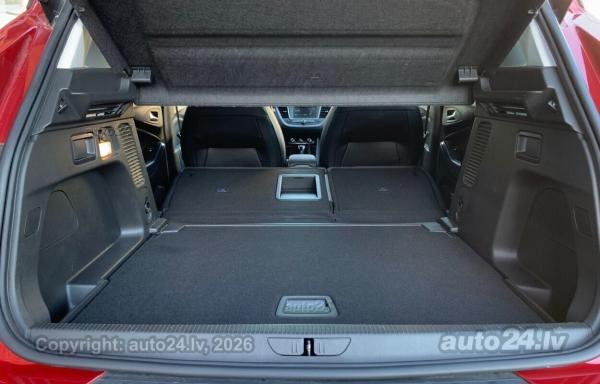 Red Opel Grandland X 2020 in Tallinn, with an engine capacity of 1.20 L and mileage of 40 thousand km for 16500 €, photo 11 on AUTOMOTO.COM.LV
