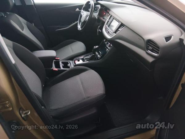 Opel Grandland X 2018 Tallina, ar dzinēja tilpumu 1.20 L un nobraukumu 57 tūkst. km par 14790 €, foto 7 vietnē AUTOMOTO.COM.LV