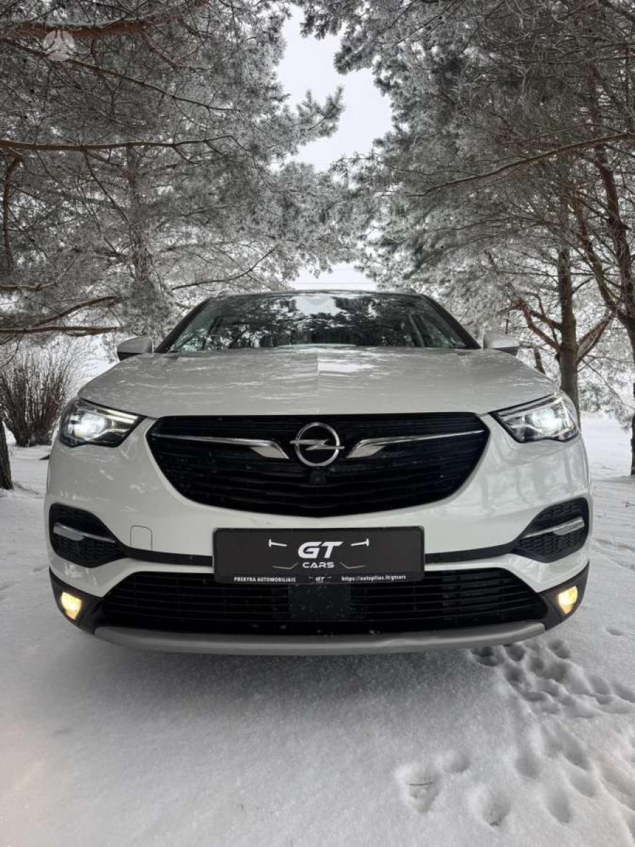 Balts Opel Grandland X 2018 Alīta, ar dzinēja tilpumu 1.20 L un nobraukumu 159 tūkst. km par 9900 €, foto 1 vietnē AUTOMOTO.COM.LV