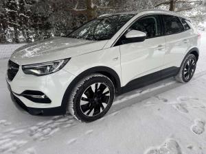 Balts Opel Grandland X 2018 Alīta, ar dzinēja tilpumu 1.20 L un nobraukumu 159 tūkst. km par 9900 €, foto 5 vietnē AUTOMOTO.COM.LV