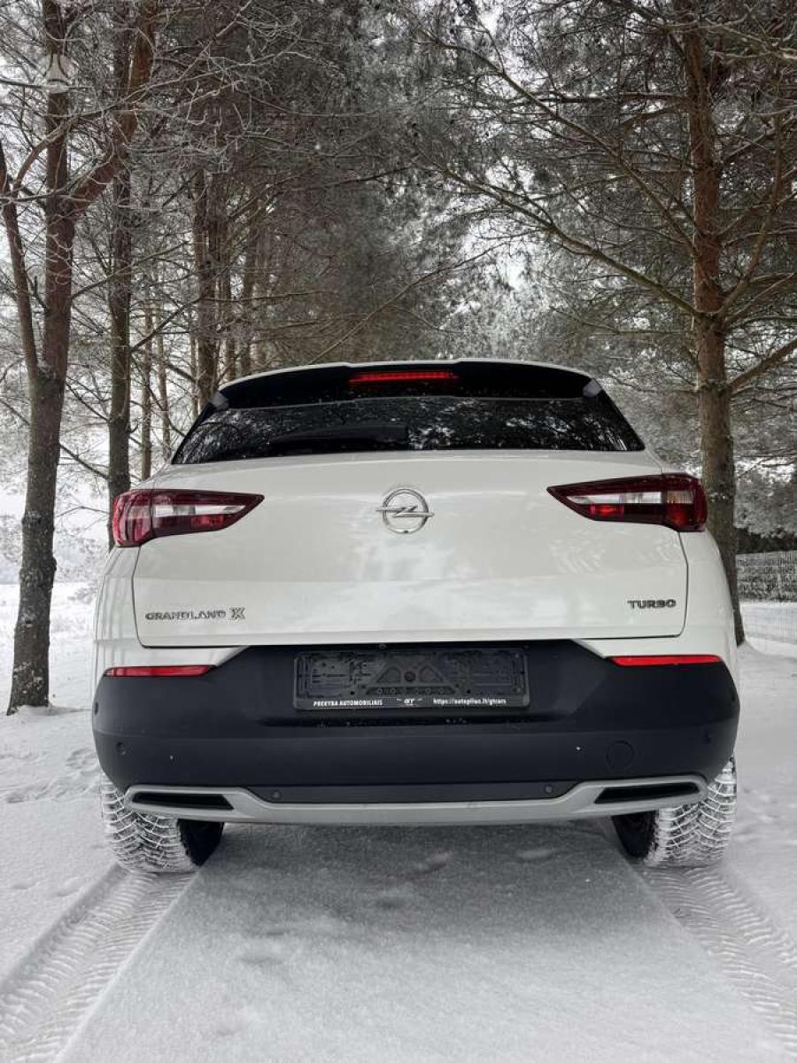 Balts Opel Grandland X 2018 Alīta, ar dzinēja tilpumu 1.20 L un nobraukumu 159 tūkst. km par 9900 €, foto 8 vietnē AUTOMOTO.COM.LV