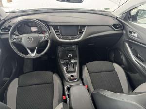Balts Opel Grandland X 2018 Alīta, ar dzinēja tilpumu 1.20 L un nobraukumu 159 tūkst. km par 9900 €, foto 23 vietnē AUTOMOTO.COM.LV