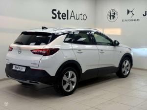 White Opel Grandland X 2018 in Vilnius, with an engine capacity of 1.56 L and mileage of 133 thousand km for 12500 €, photo 5 on AUTOMOTO.COM.LV