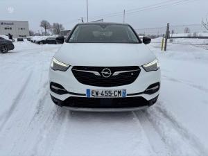 White Opel Grandland X 2018 in Taurage, with an engine capacity of 1.20 L and mileage of 95 thousand km for 9700 €, photo 2 on AUTOMOTO.COM.LV