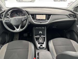 White Opel Grandland X 2018 in Taurage, with an engine capacity of 1.20 L and mileage of 95 thousand km for 9700 €, photo 15 on AUTOMOTO.COM.LV