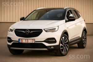 White Opel Grandland X 2018 in Tukums, with an engine capacity of 1.50 L and mileage of 188 thousand km for 10500 €, photo 3 on AUTOMOTO.COM.LV