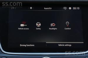 White Opel Grandland X 2018 in Tukums, with an engine capacity of 1.50 L and mileage of 188 thousand km for 10500 €, photo 28 on AUTOMOTO.COM.LV