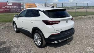 White Opel Grandland X 2018 in Marijampole, with an engine capacity of 1.60 L and mileage of 180 thousand km for 11690 €, photo 11 on AUTOMOTO.COM.LV