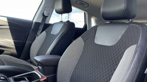 White Opel Grandland X 2018 in Marijampole, with an engine capacity of 1.60 L and mileage of 180 thousand km for 11690 €, photo 33 on AUTOMOTO.COM.LV