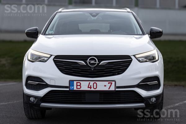 Balts Opel Grandland X 2018 Tukums, ar dzinēja tilpumu 1.60 L un nobraukumu 163 tūkst. km par 12490 €, foto 3 vietnē AUTOMOTO.COM.LV