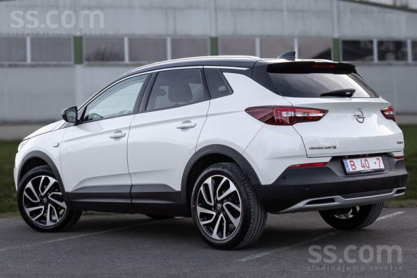 Balts Opel Grandland X 2018 Tukums, ar dzinēja tilpumu 1.60 L un nobraukumu 163 tūkst. km par 12490 €, foto 8 vietnē AUTOMOTO.COM.LV