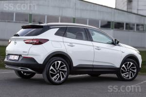 Balts Opel Grandland X 2018 Tukums, ar dzinēja tilpumu 1.60 L un nobraukumu 163 tūkst. km par 12490 €, foto 12 vietnē AUTOMOTO.COM.LV